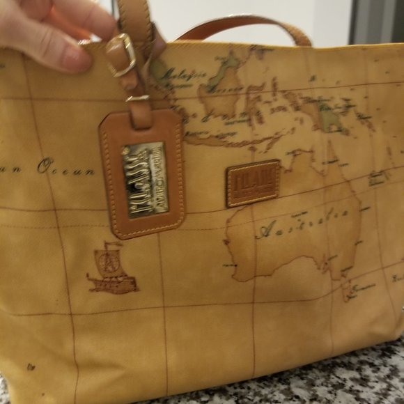 Alviero Martini Prima Classe | Bags | Alviero Martini Prima Classe ...